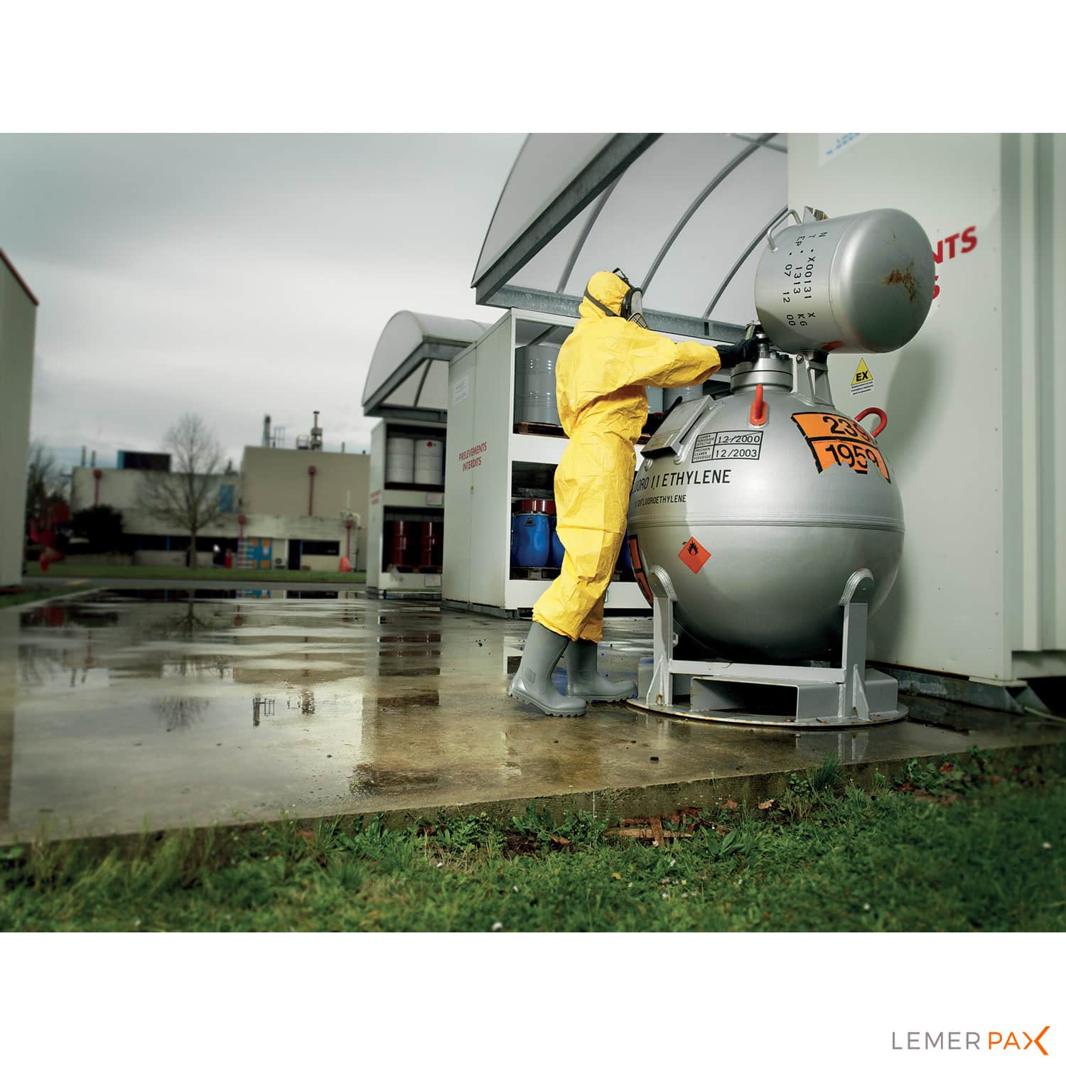 Radia Boot - Radiation protection boots made of Novashield®