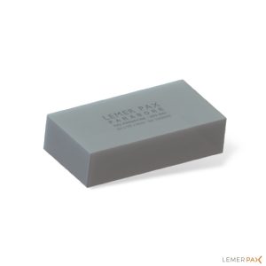 Neutron-absorbing materials for thermalisation of neutron energies