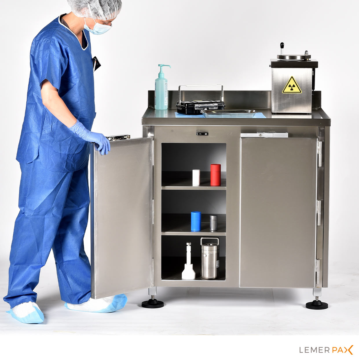 Safety Storage: modular and shielded storage units