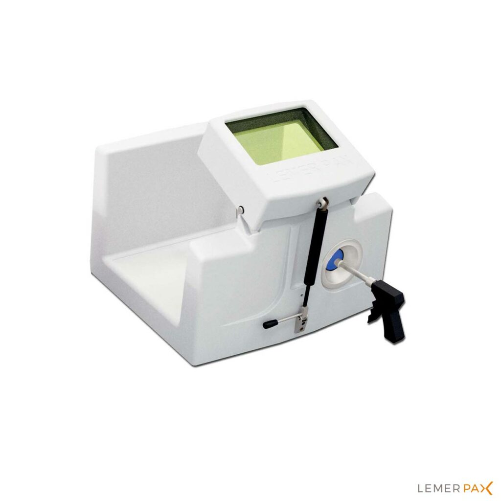 L-Block - protective screen radiopharmaceutical manipulations