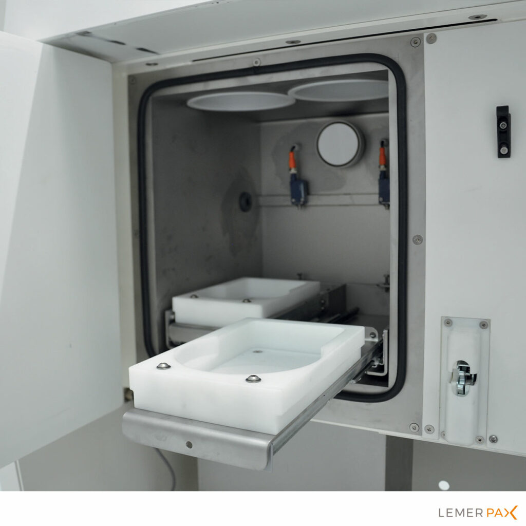 Easypharma 4R - manual preparation shielded hot cell