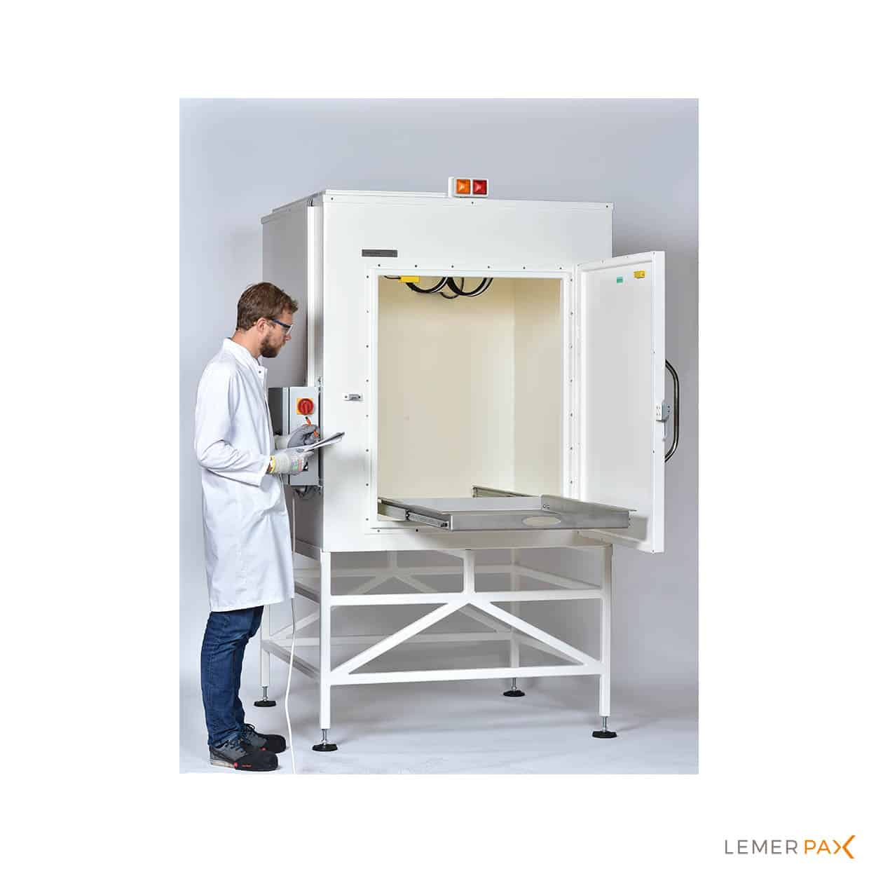 Xpert 80 L Cabinet Xray System