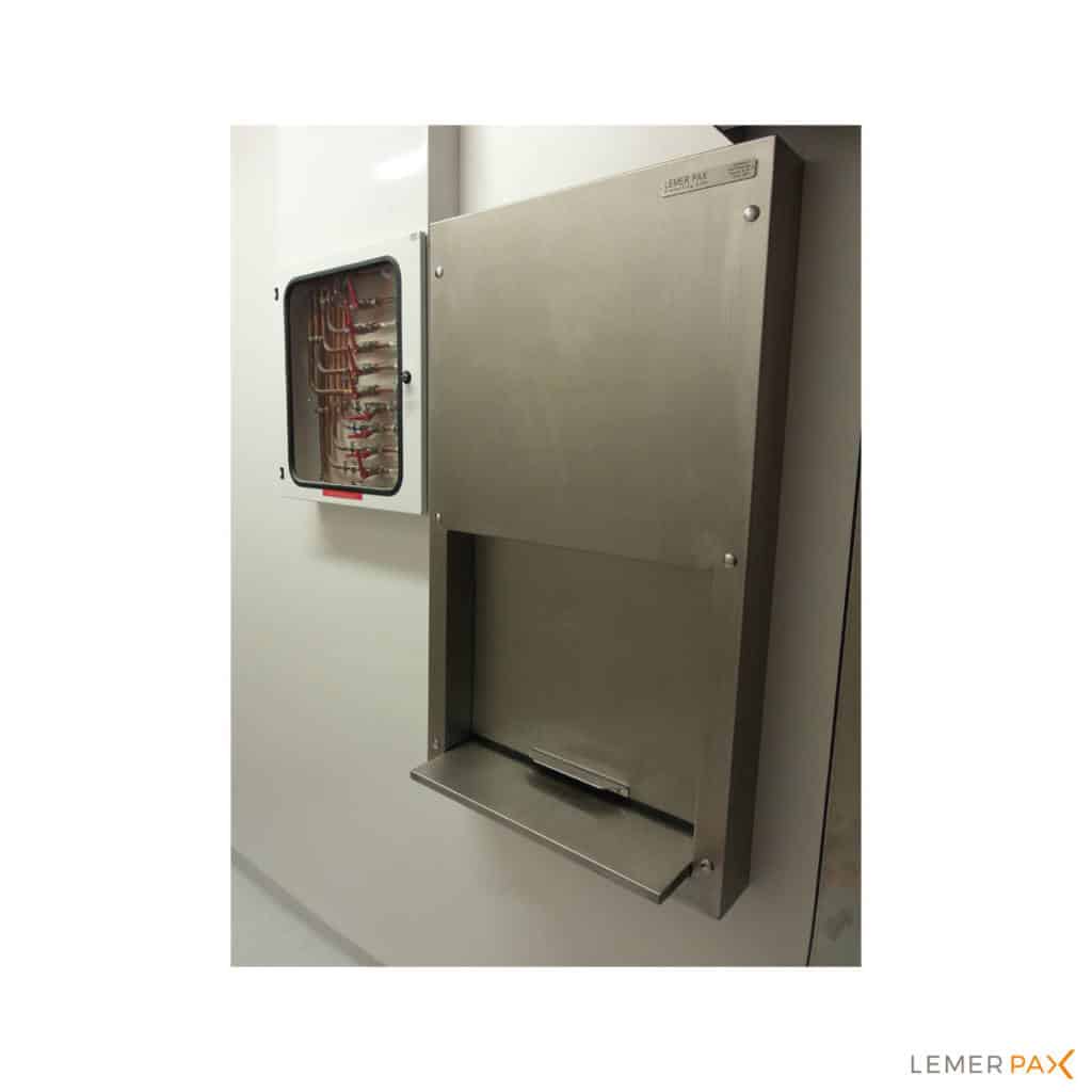 Lead guillotine pass-through: protection for products