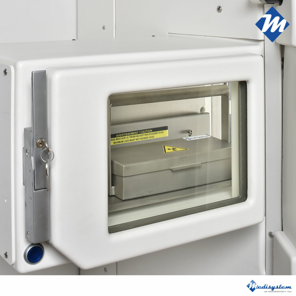 Medi carrier - carrier for syringes for radiopharceutical substances