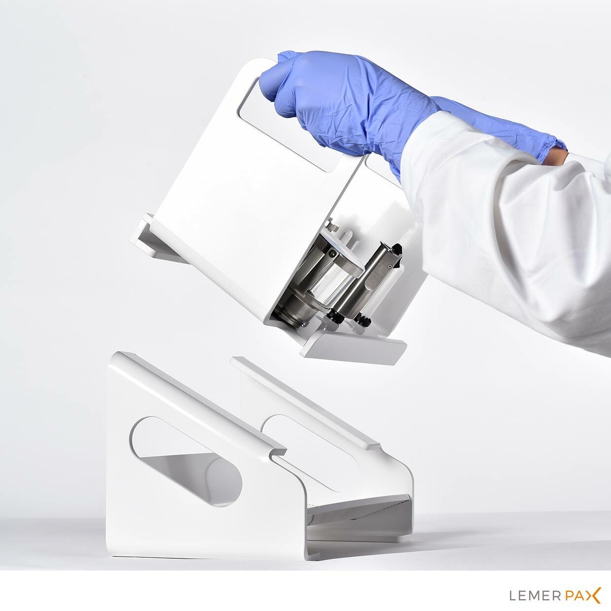 Easyclean - Drying rack for syringe shields - Lemer Pax