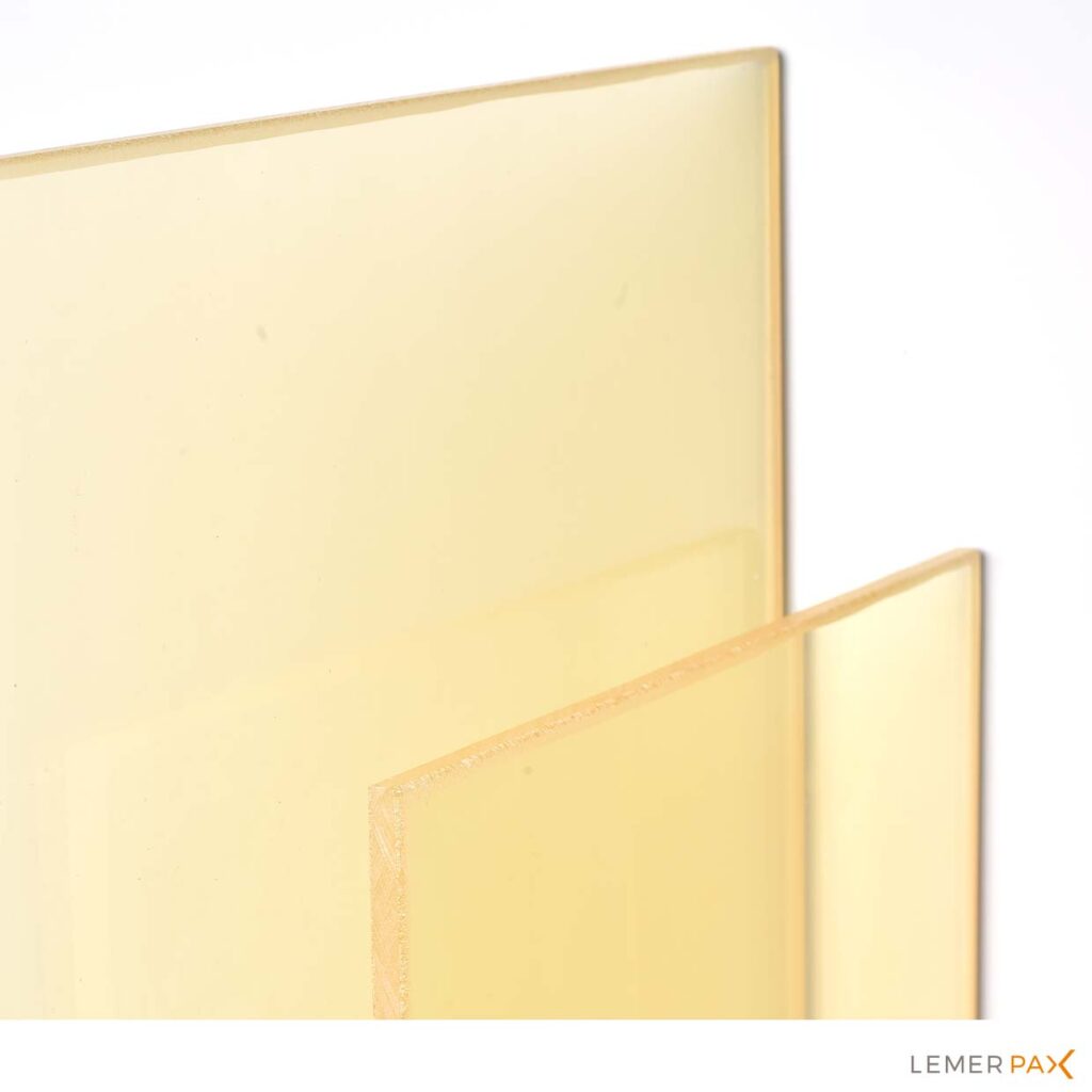 Novashield® Glass - Radiation protective lead-free organic glass